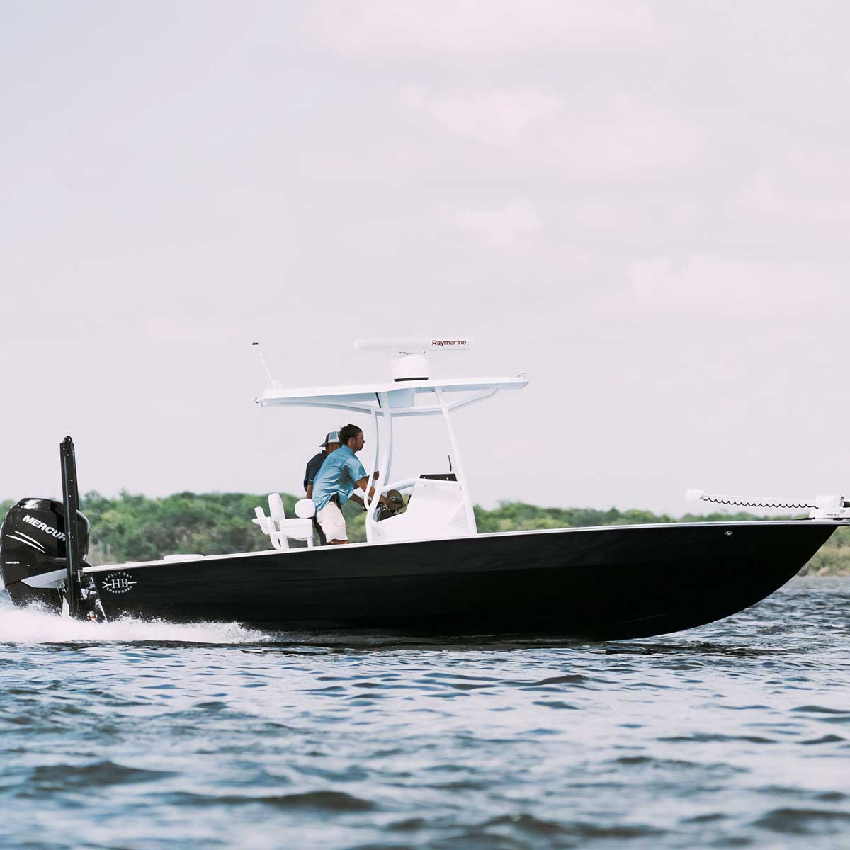 Raymarine Magnum 4 kW beam radar antenna T70408 - Comptoir Nautique