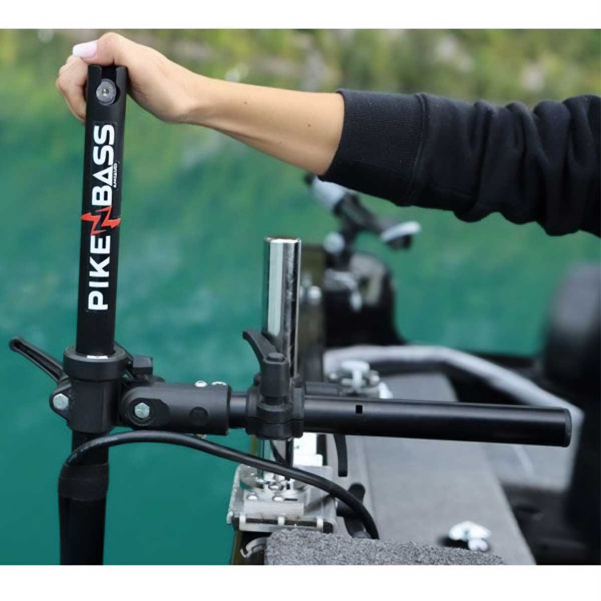 Pike'n Bass Pedestal bracket for Lund rail-mounted pole AM-410177 ...